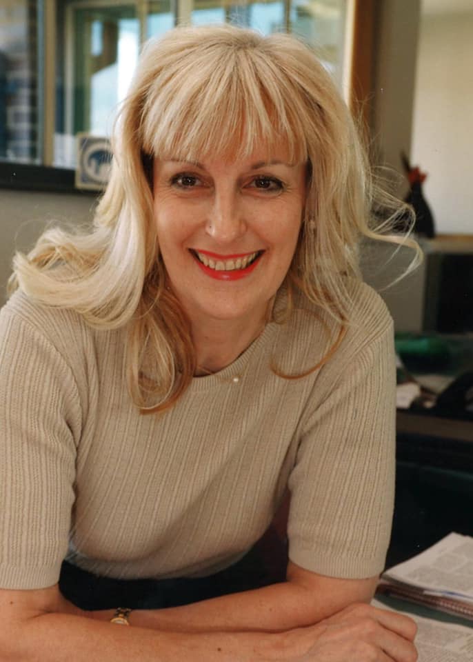 Maureen Hunter's Instagram, Twitter & Facebook on IDCrawl