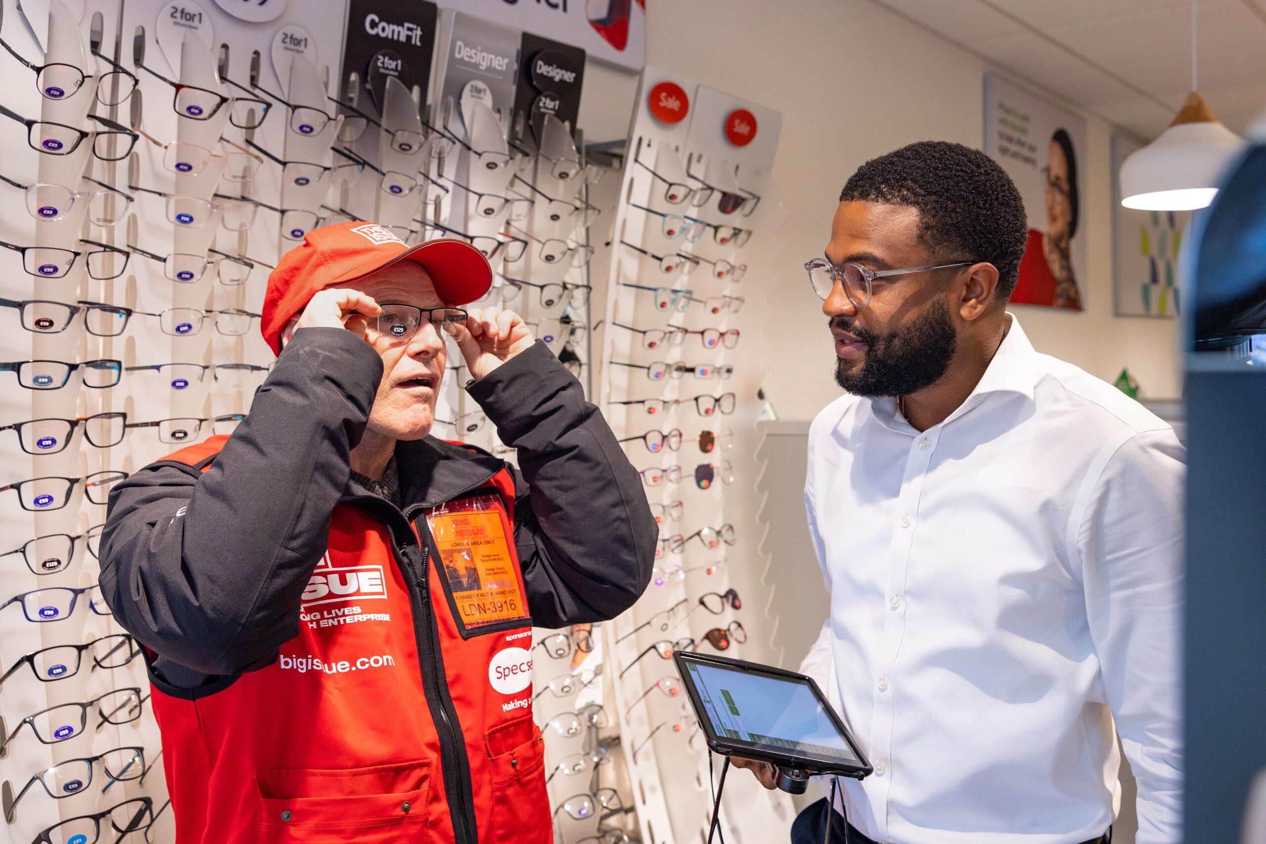 Specsavers offers Big Issue sellers free eyecare - ABDO